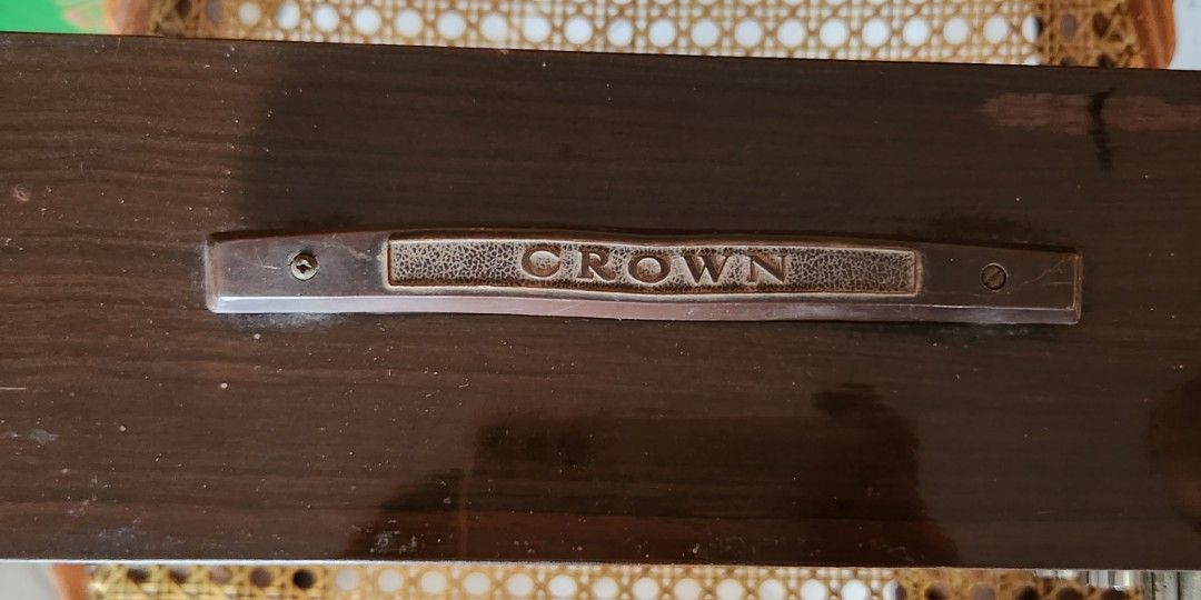 Vintage Crown Radio, Hobbies & Toys, Memorabilia & Collectibles ...