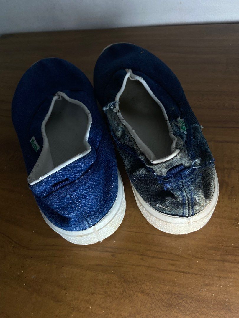 VintageAuthentic Advan Slip On Sneakers, Women's Fashion, Footwear ...