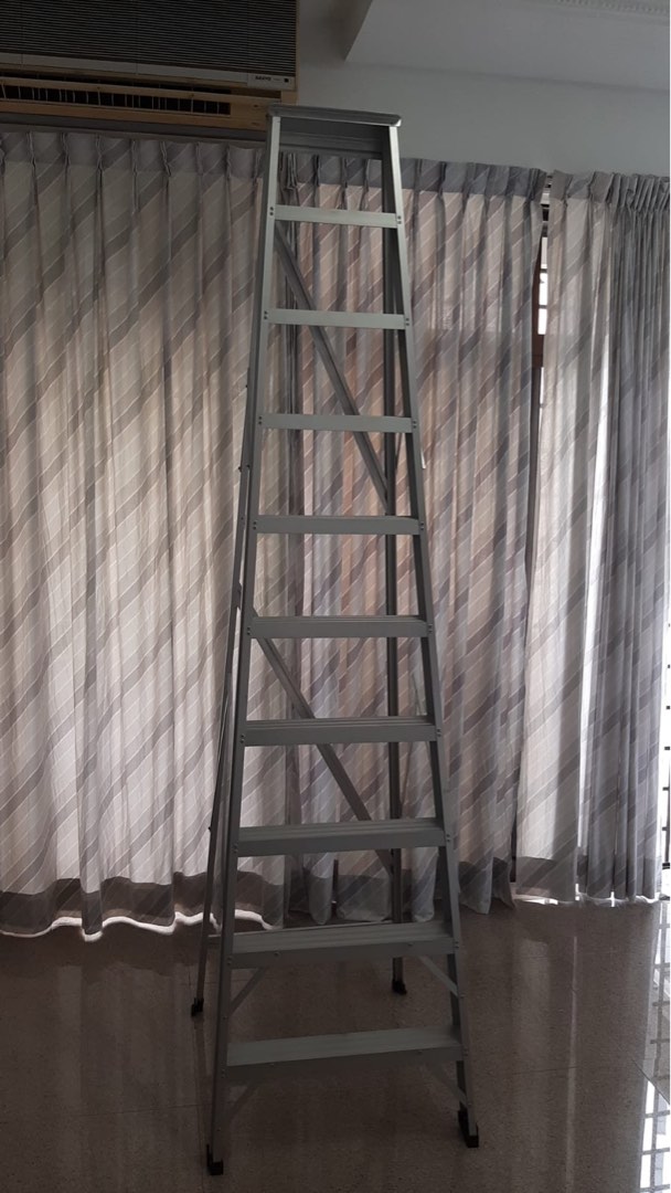 10 step ladder, Furniture & Home Living, Home Improvement ...