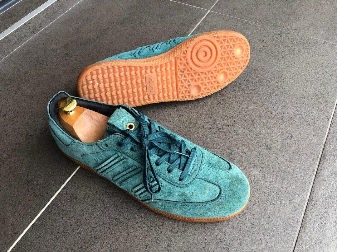 Adidas samba suede 43, Men's Fashion, Footwear, Sneakers on Carousell
