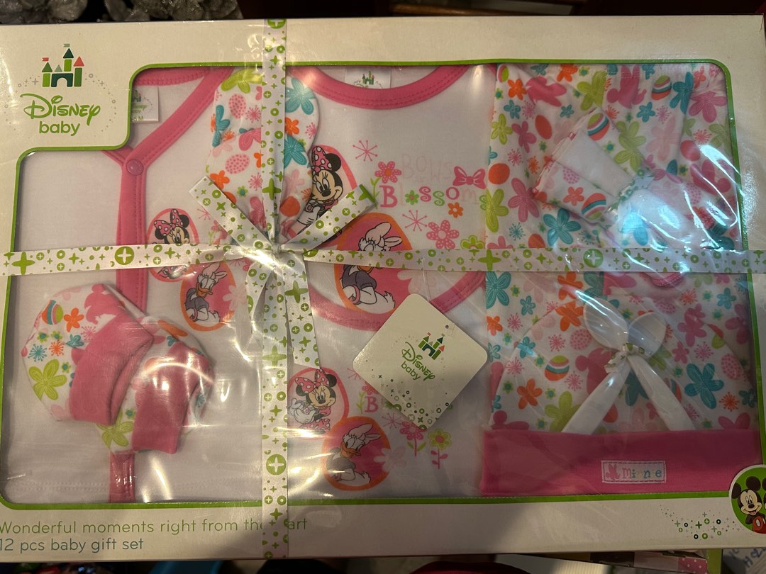 Baby Gift Set (girl) / Disney baby, Babies & Kids, Babies & Kids ...