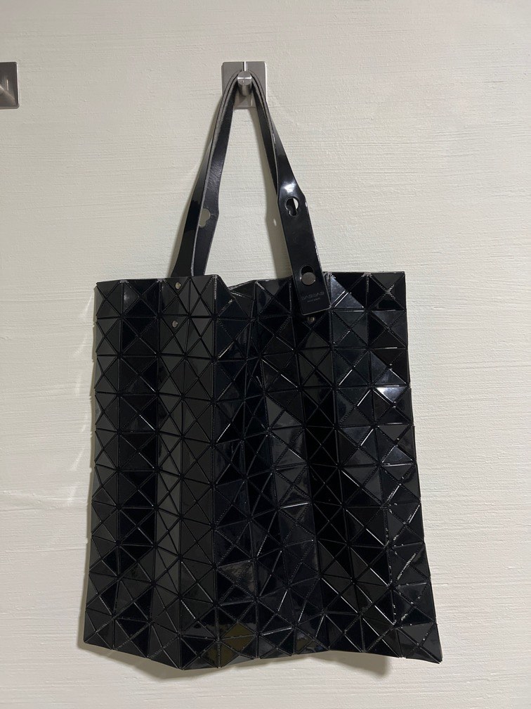 BAO BAO Issey Miyake Prism Tote Bag, Women's Fashion, Bags & Wallets ...