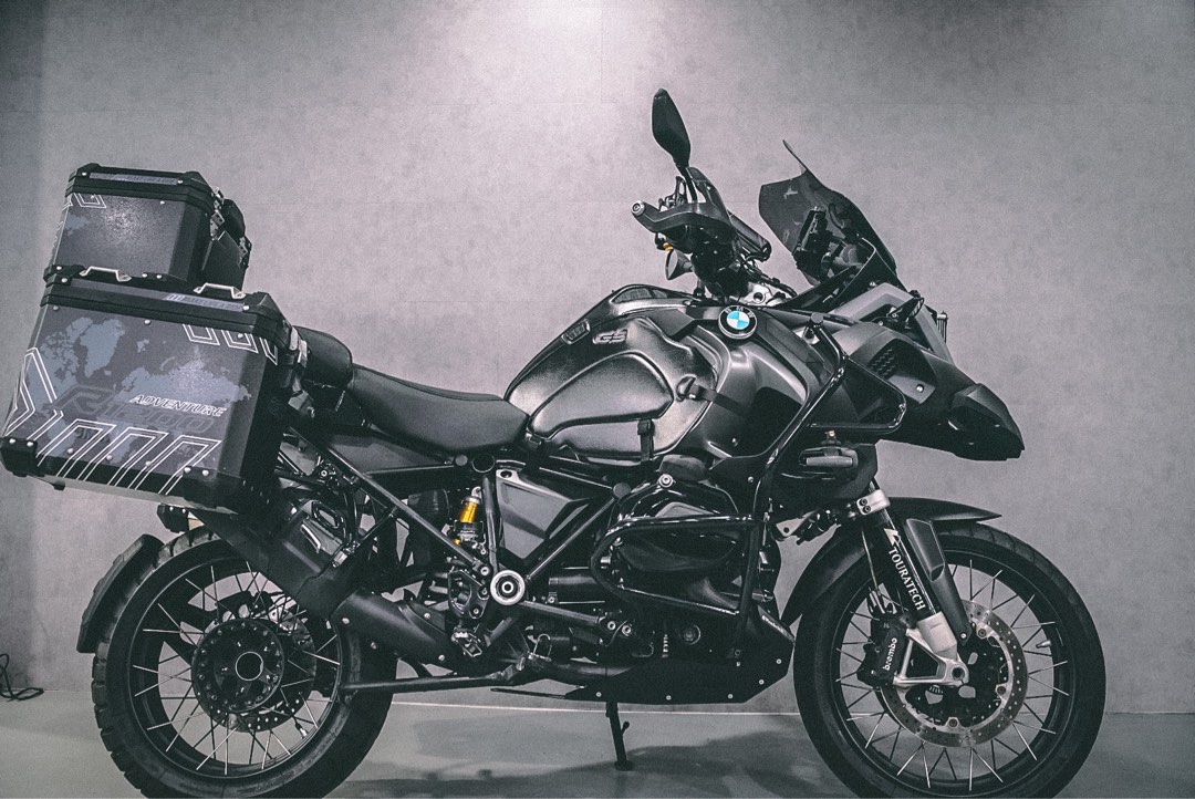 Head In The Shed: BMW R1200GSA LC Special Adventure Bike Rider ...