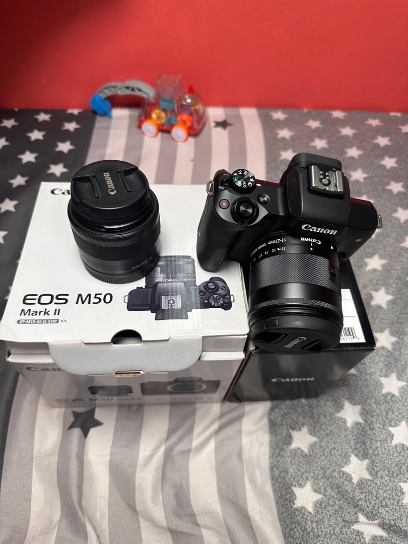 Canon M50 mark ii with 2 lenses, Photography, Cameras on Carousell