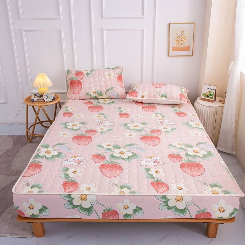 Cartoon Quilted Bedsheet Winnie the Pooch Mattress Protector Cover for ...
