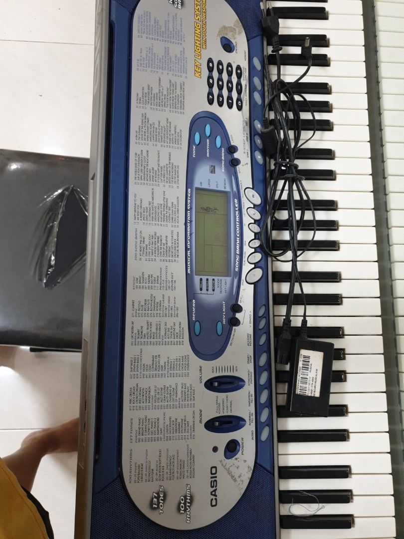 Casio keyboard with stand and seat, Hobbies & Toys, Music & Media ...