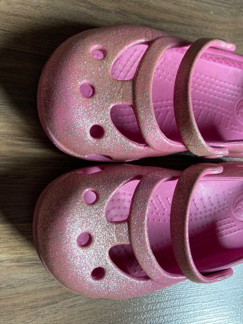 Crocs C8, Babies & Kids, Babies & Kids Fashion on Carousell