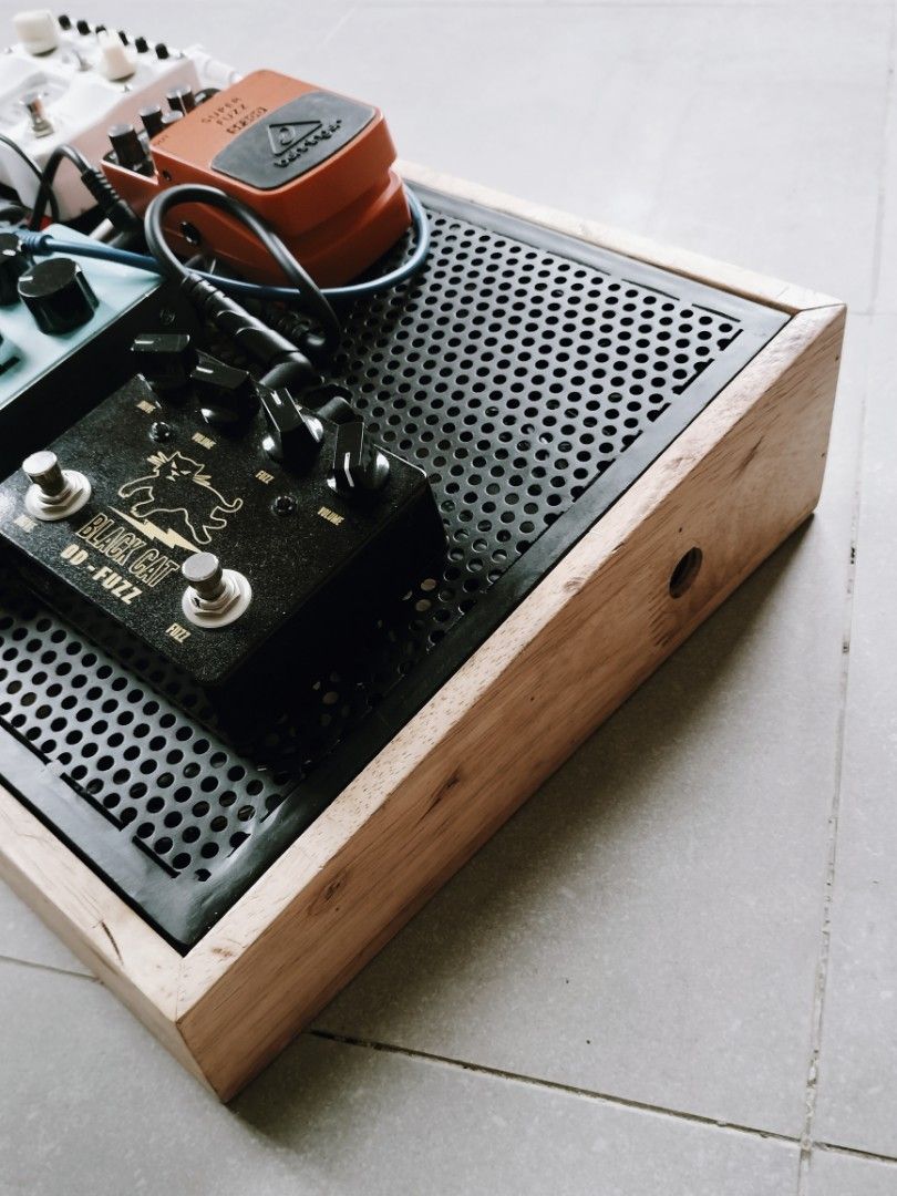 Custom Guitar Pedal Board, Hobbies & Toys, Music & Media, Music ...