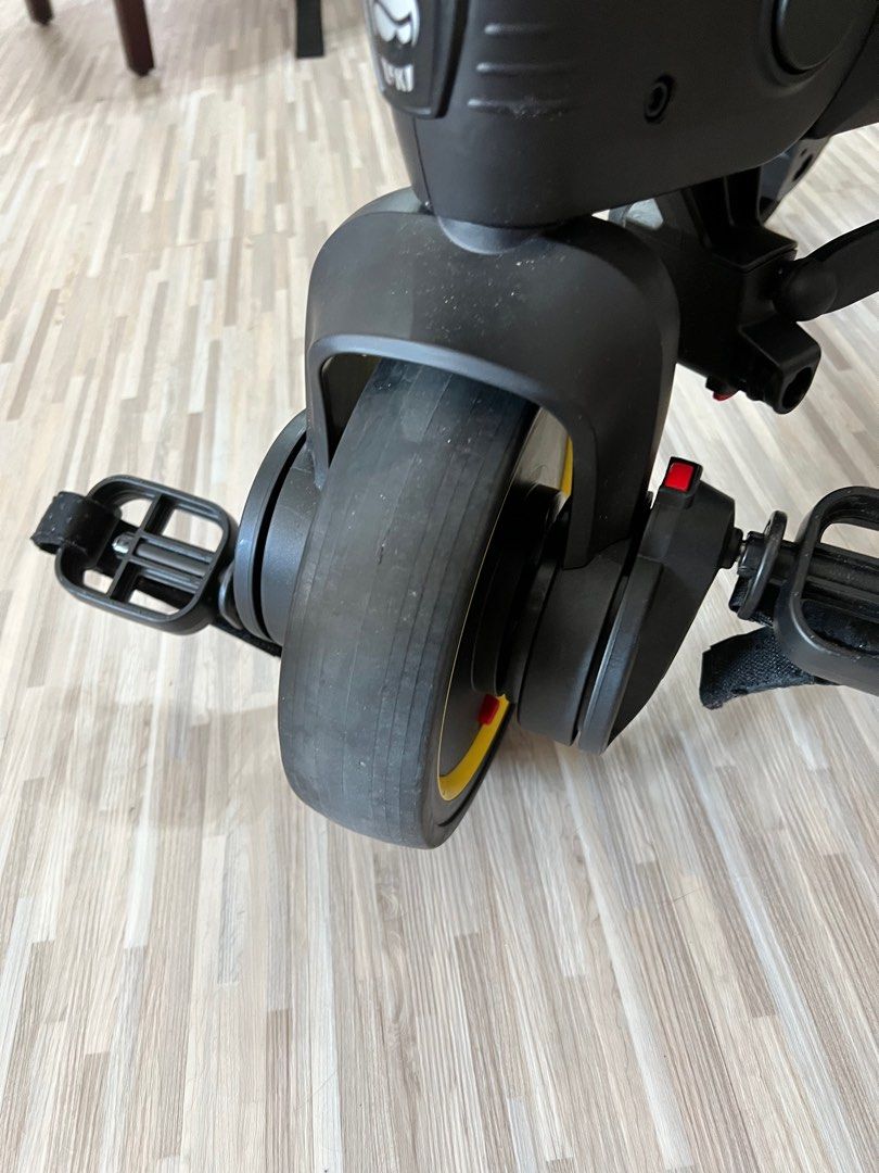 Donna trike, Babies & Kids, Going Out, Strollers on Carousell