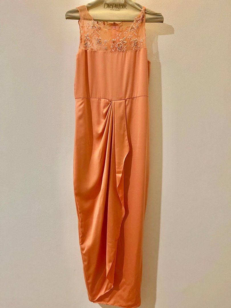 DPLKL peony dress in orange, Women's Fashion, Muslimah Fashion, Dresses ...