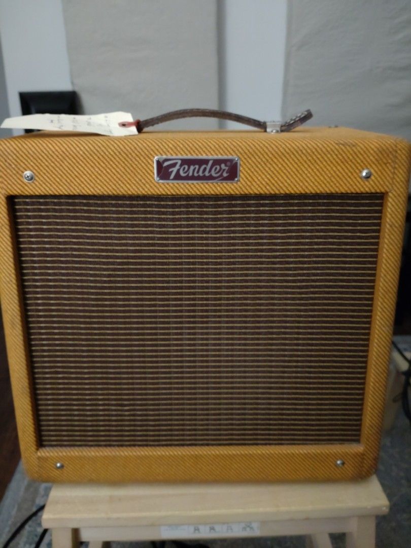 Fender Pro Junior IV, Hobbies & Toys, Music & Media, Musical ...