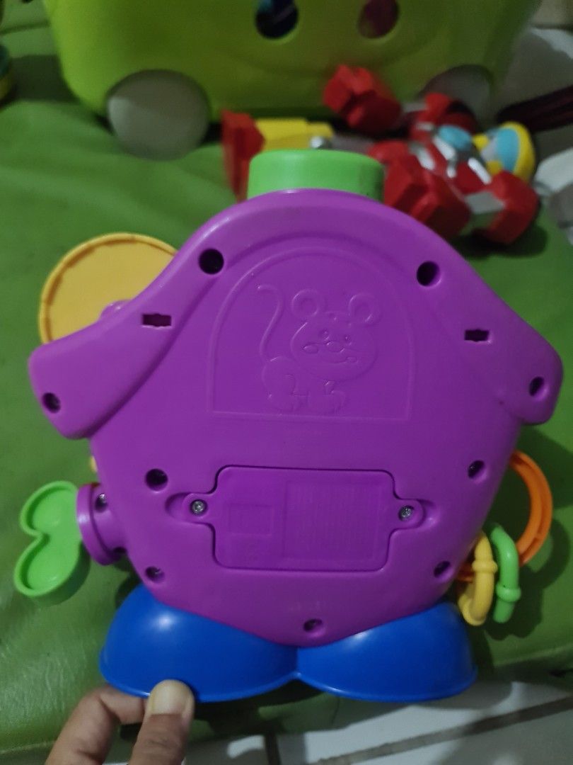 Fisher Price Baby Laugh & Learn Peek A Boo Cuckoo Clock, Toys ...