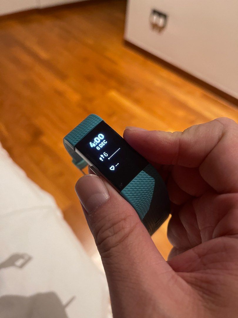 Fitbit Charge HR 2 w original strap, Mobile Phones & Gadgets, Wearables ...