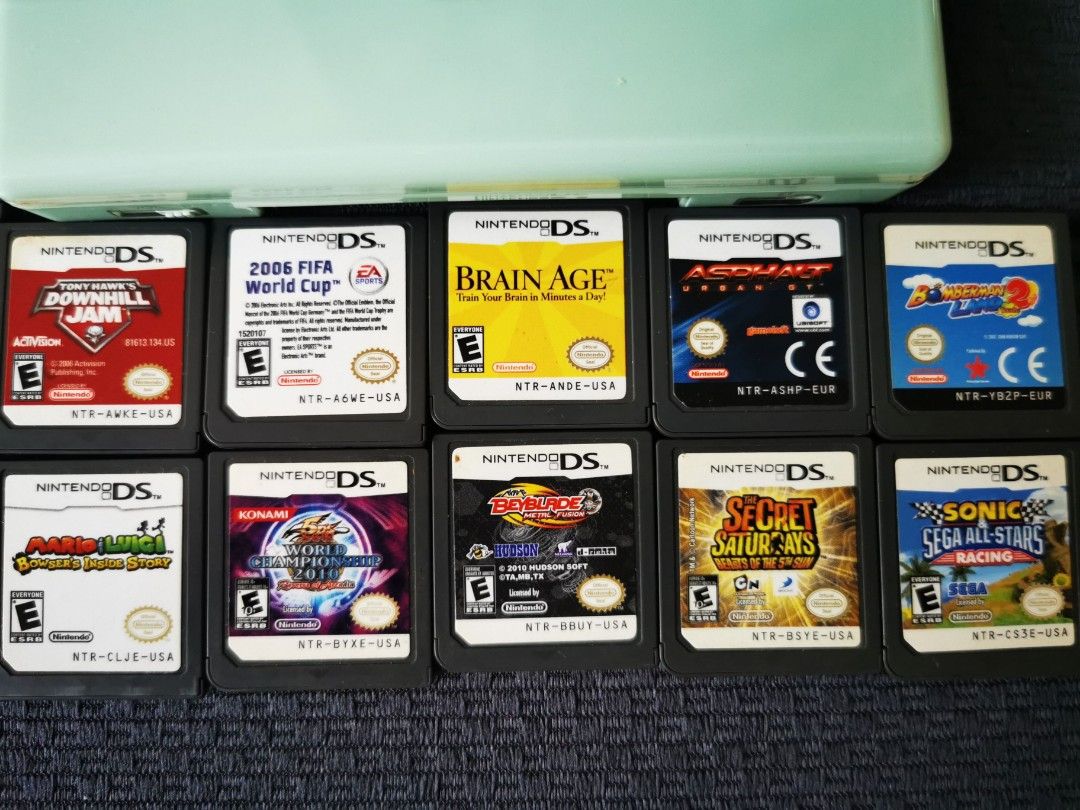 Gameboy ds lite + ds games, Video Gaming, Video Game Consoles, Nintendo ...