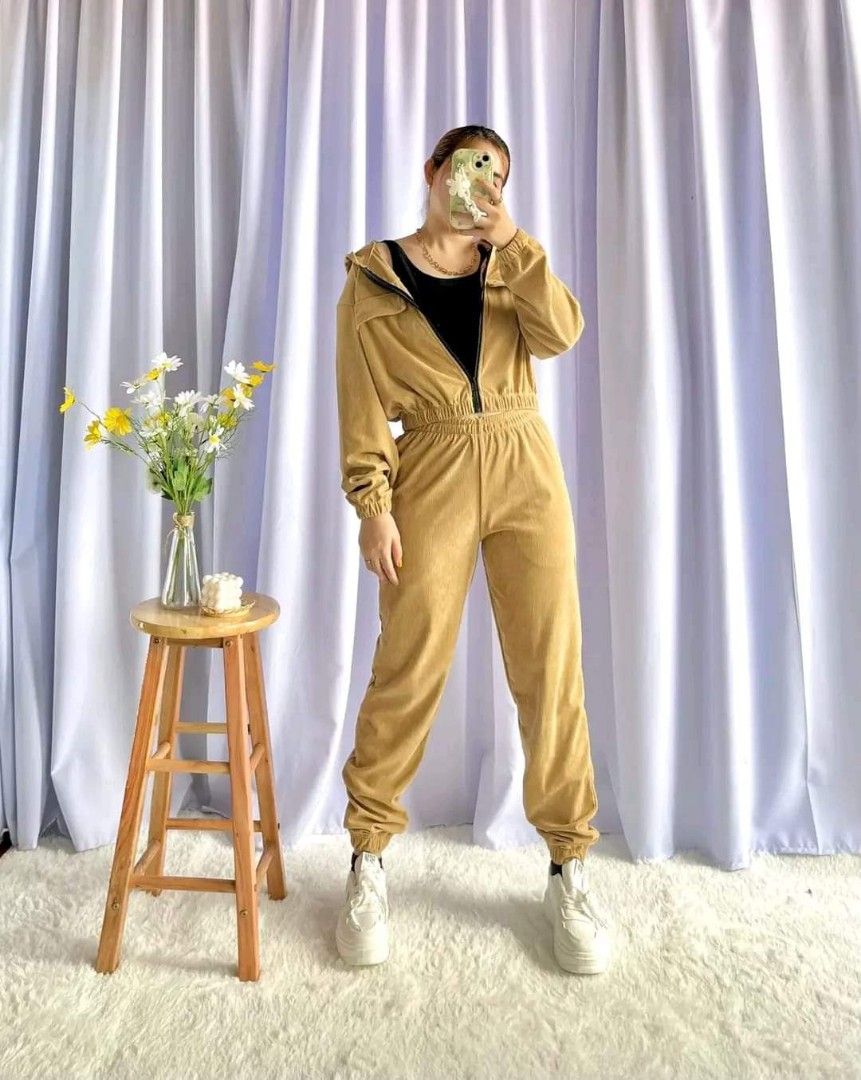 GIGI COORDINATES (INNER NOT INCLUDED), Women's Fashion, Dresses & Sets ...