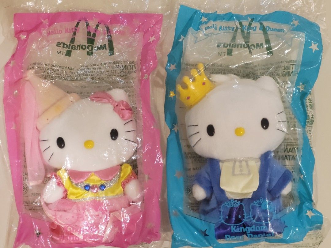 Hello Kitty & Dear Daniel Plush Set (Kingdom Ver), Hobbies & Toys, Toys ...