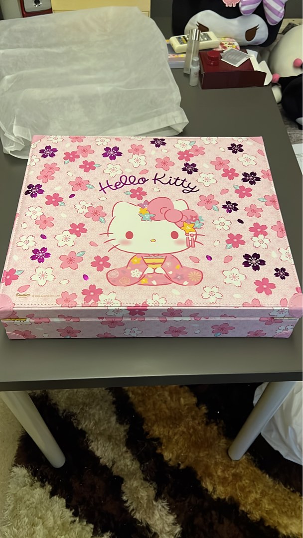 Hello Kitty Mahjong Set Limited Edition 2022, Hobbies & Toys, Toys ...