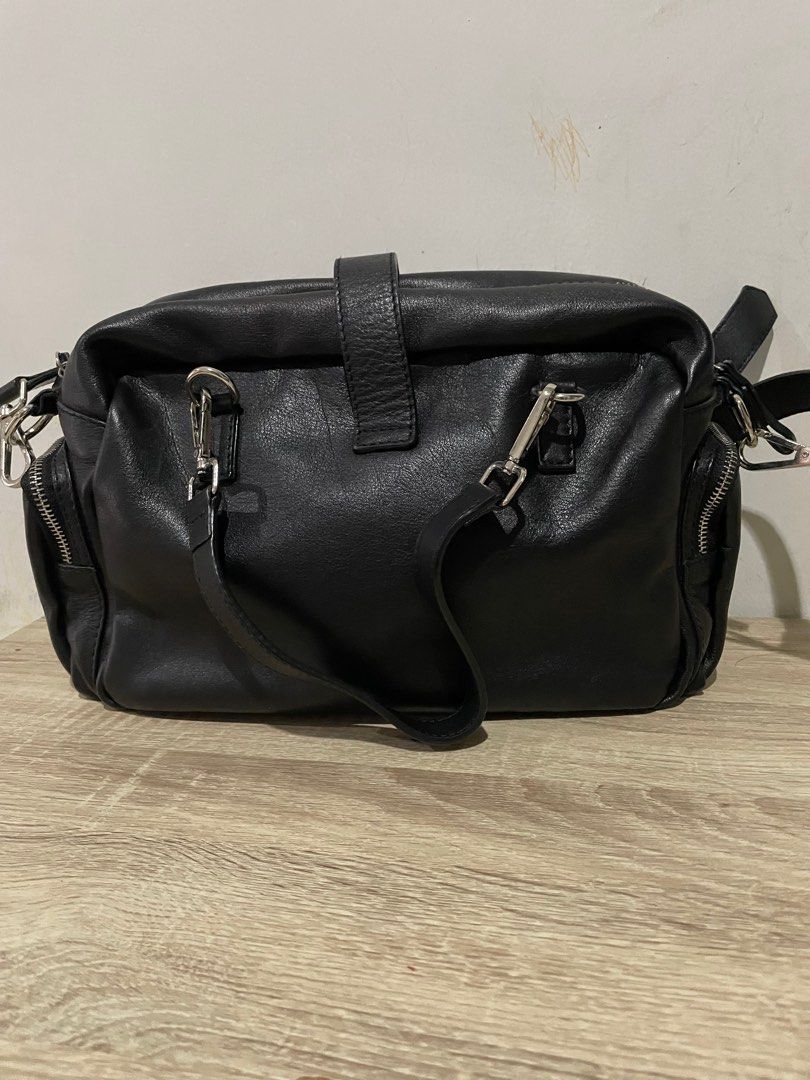 KAYNN Sash Medium, Fesyen Wanita, Tas & Dompet di Carousell