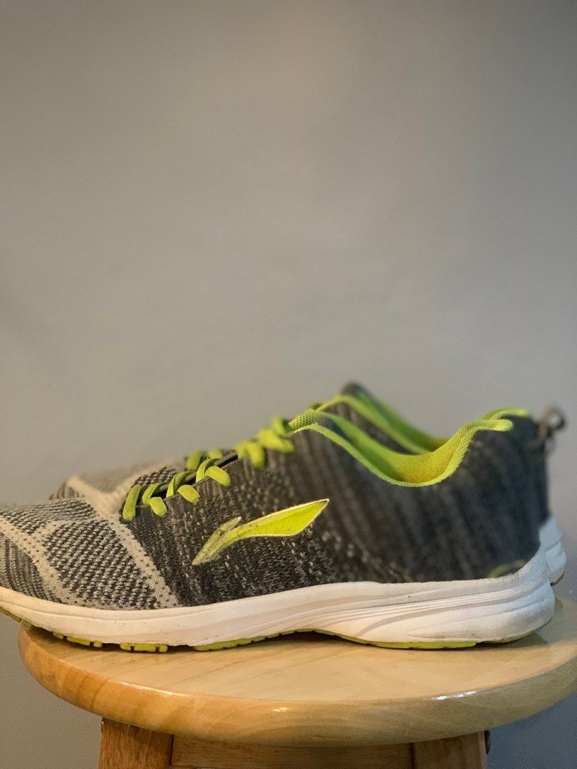 Li-ning Running Shoes, Men's Fashion, Footwear, Sneakers on Carousell