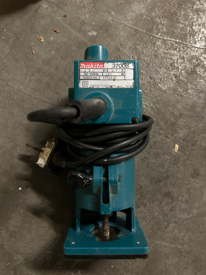Makita small router 3700B, Furniture & Home Living, Home Improvement ...