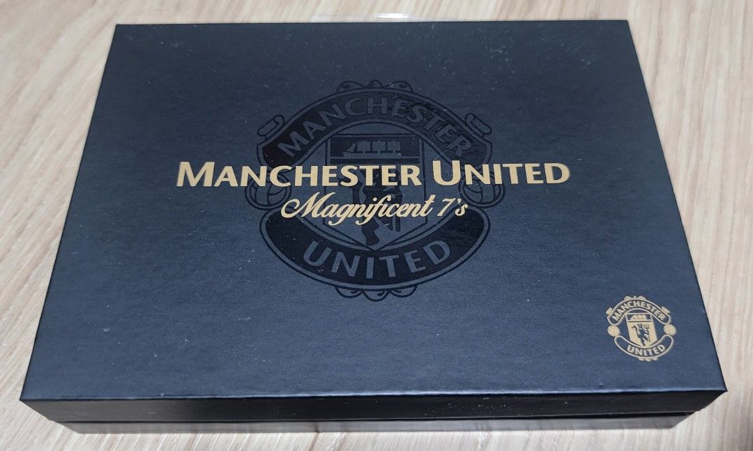 Manchester United Magnificent 7's badge pin, Hobbies & Toys ...