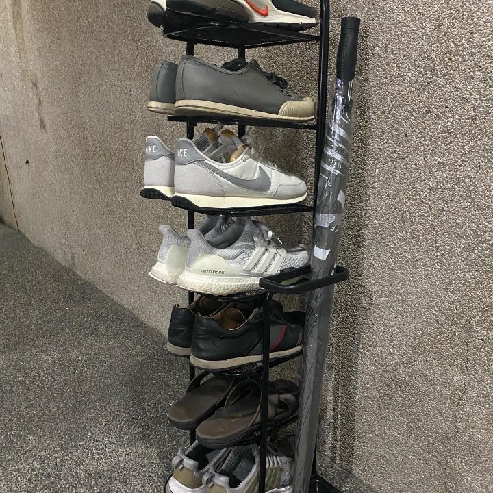 Minimalist shoe rack for condo living, Furniture & Home Living ...