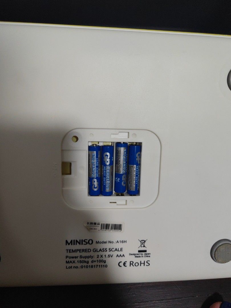 Miniso We Bare Bears Weighing Scale, Health & Nutrition, Health ...