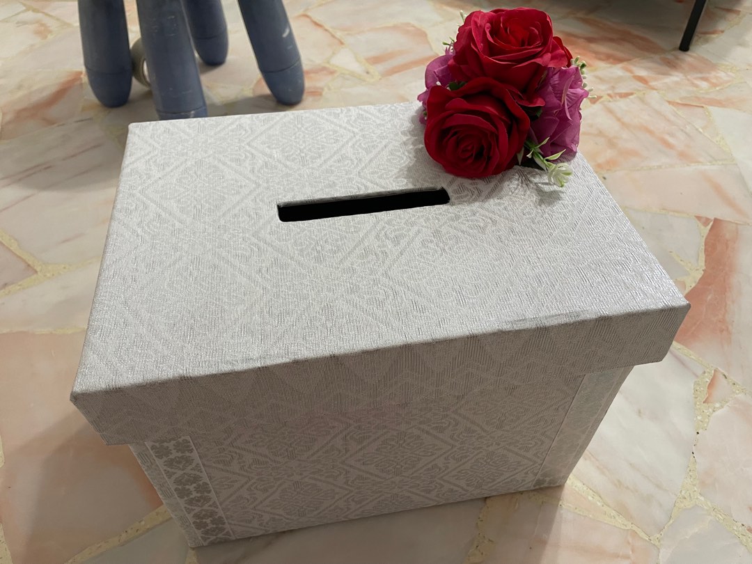Money Box / Kotak Duit Salam, Furniture & Home Living, Security & Locks ...