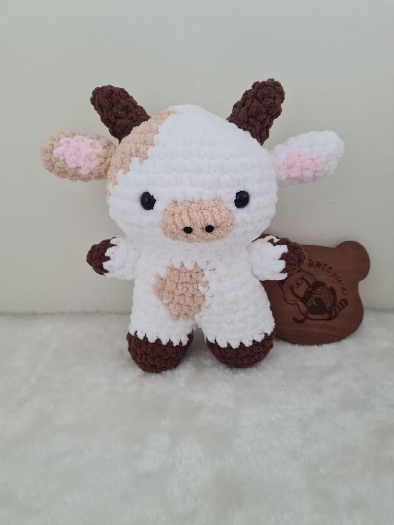 Moo Moo the Furry Cow (Crochet), Hobbies & Toys, Stationery & Craft ...