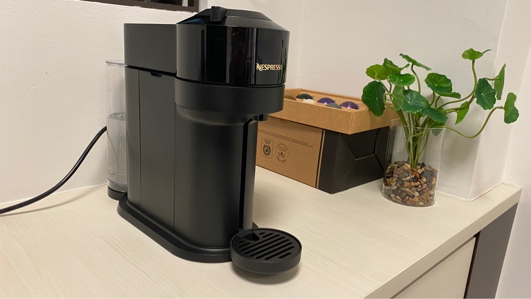 Nespresso Vertuo Next, TV & Home Appliances, Kitchen Appliances, Coffee ...