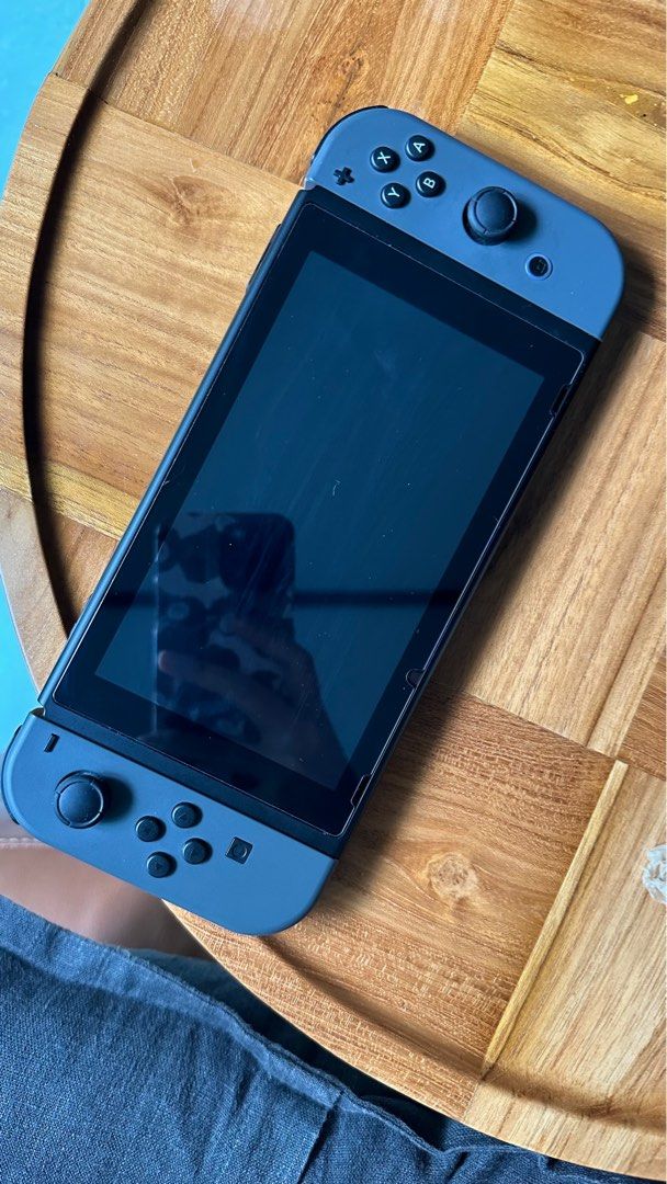 Nintendo switch Gen 1 (moddable), Video Gaming, Video Game Consoles ...