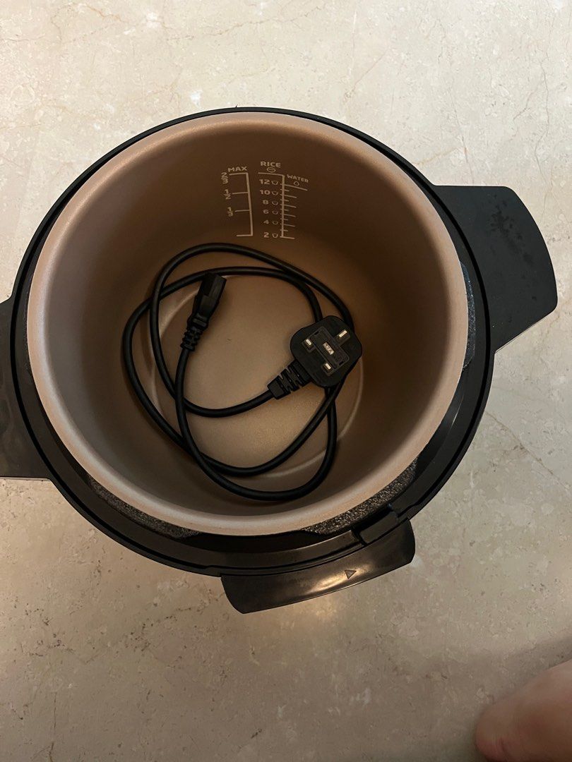 Philips Pressure cooker, TV & Home Appliances, Kitchen Appliances ...