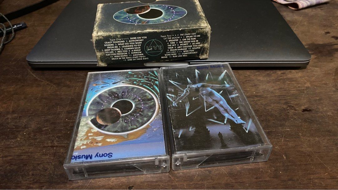 Pink Floyd Pulse Tapes, Hobbies & Toys, Music & Media, Vinyls on Carousell