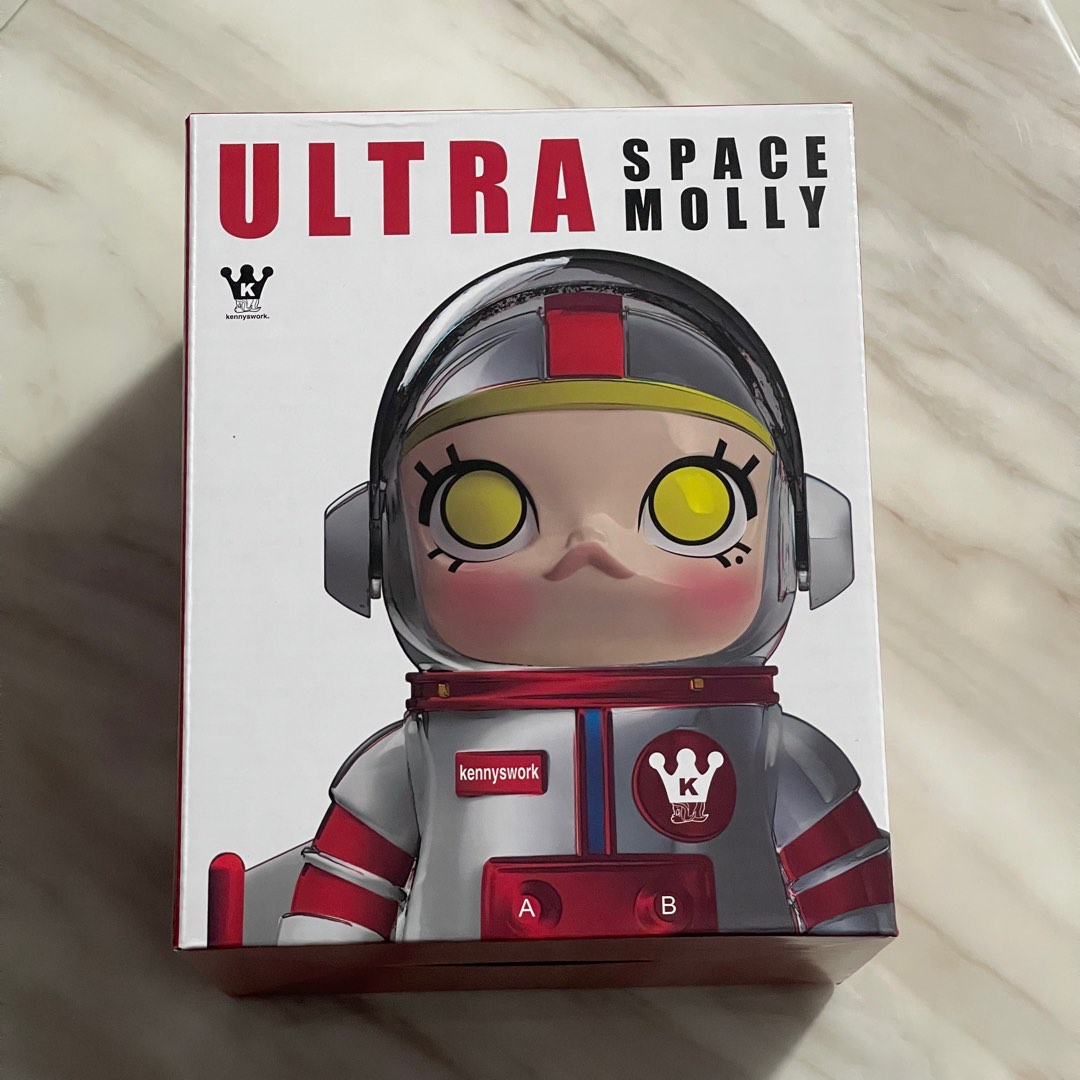 Popmart Ultra Space Dreamer Molly 15 Anniversary series, Hobbies & Toys ...