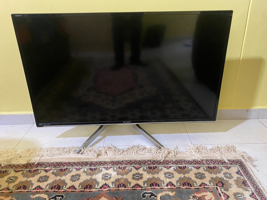 SHARP LCD TV (39 inch), TV & Home Appliances, TV & Entertainment, TV on ...