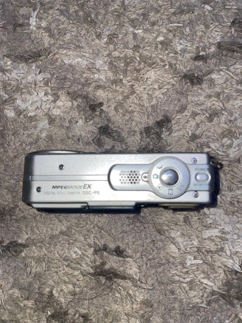 Sony Cybershot DSC-P5 Digicam, Photography, Cameras on Carousell