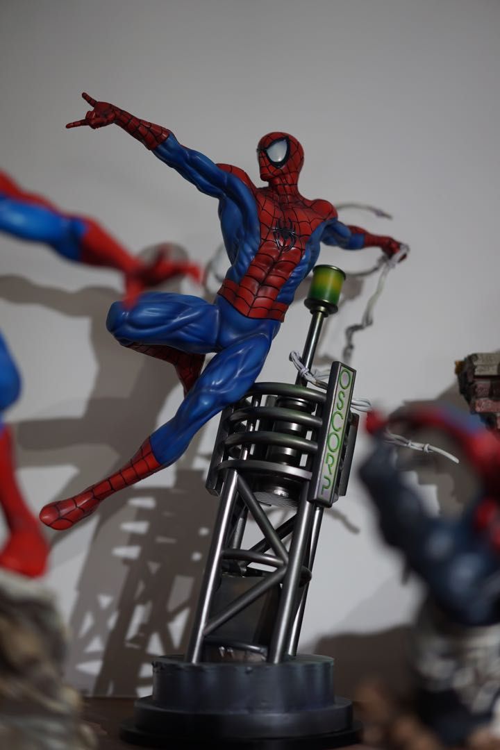 Spider-Man Statue Set - Sideshow Customs XM, Hobbies & Toys ...