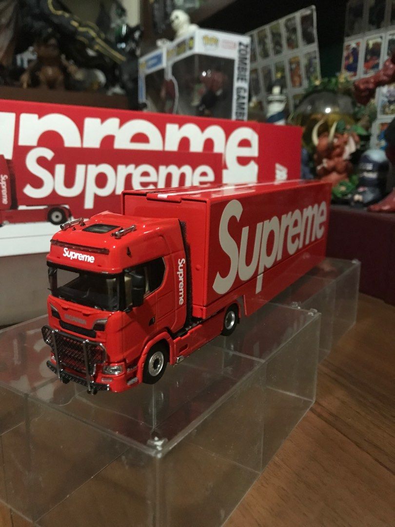 SUPREME team transport Truck Scania Gull Wing can open up container ...
