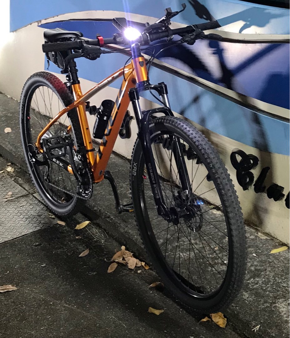 Trek Marlin 5 Factory Orange 2021, Sports Equipment, Bicycles & Parts ...