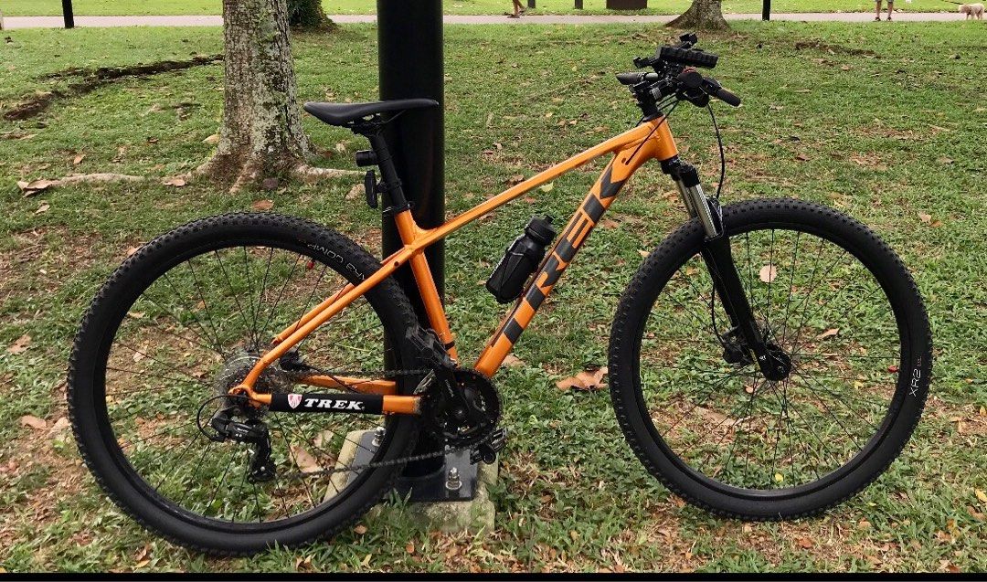 Trek Marlin 5 Factory Orange 2021, Sports Equipment, Bicycles & Parts ...