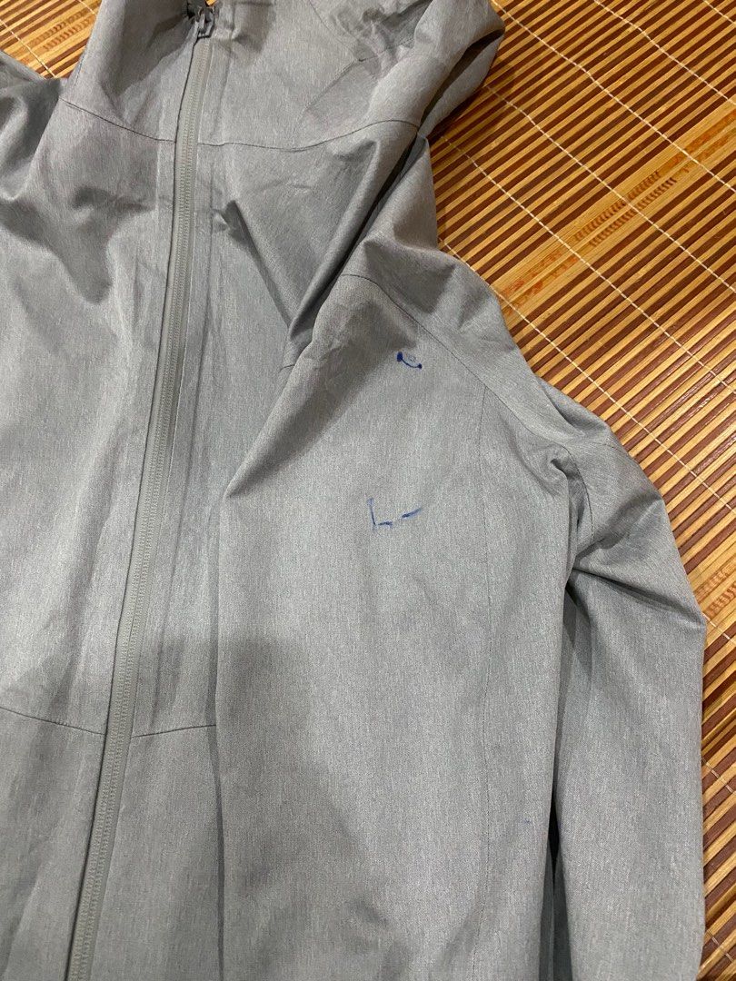 Uniqlo Block Tech Windbreaker, Men's Fashion, Coats, Jackets and ...