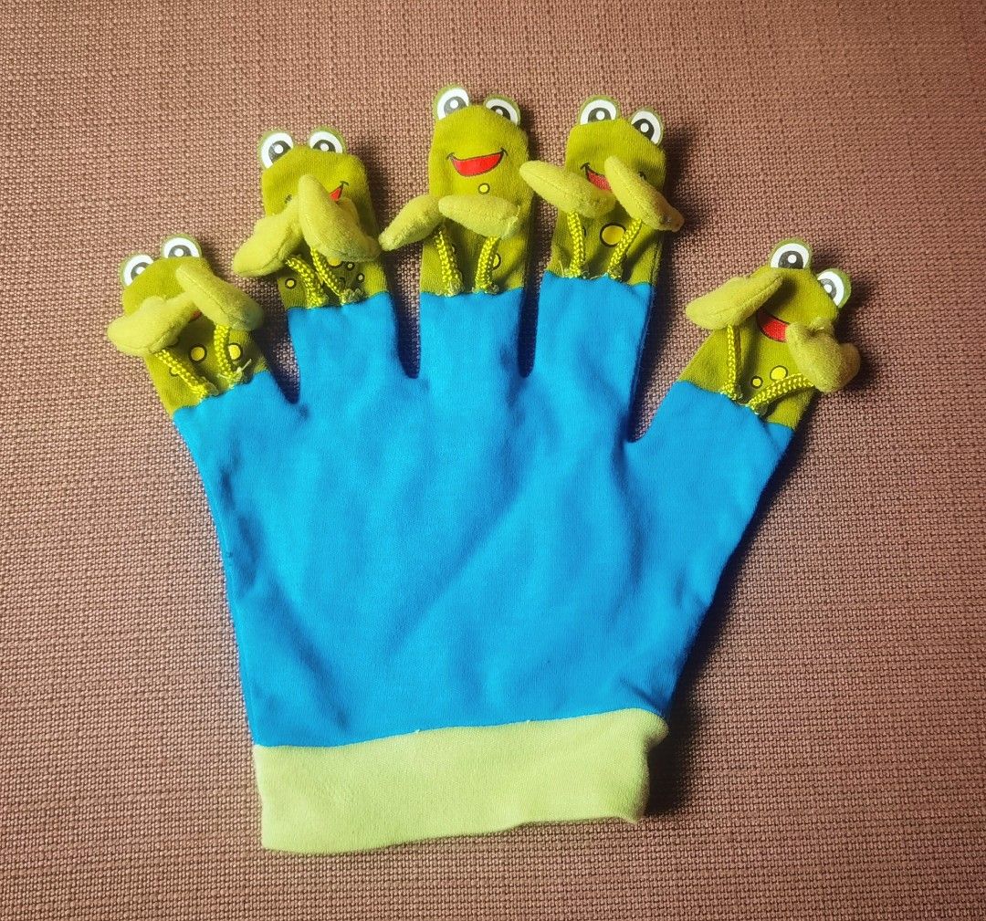 5 little Speckled Frogs Puppet, Babies & Kids, Infant Playtime on Carousell