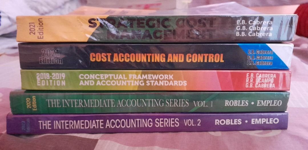Accounting books, Hobbies & Toys, Books & Magazines, Textbooks on Carousell