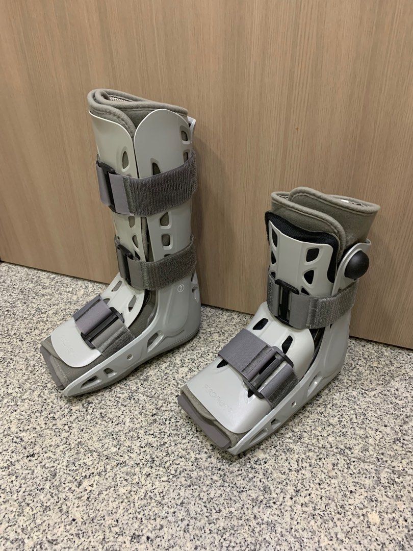 Aircast boot - short & long, Health & Nutrition, Assistive ...