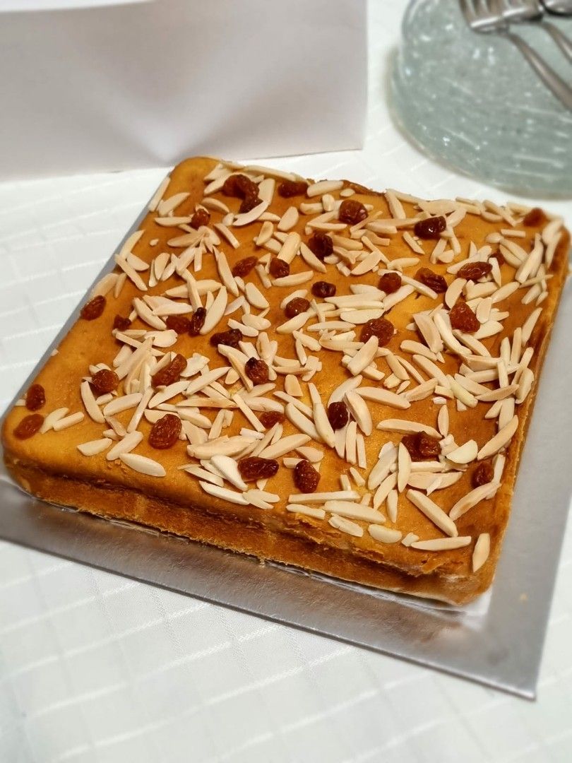 Bluder Tape ( TAPAI, FERMENTED TAPIOCA CAKE ), Food & Drinks, Homemade ...