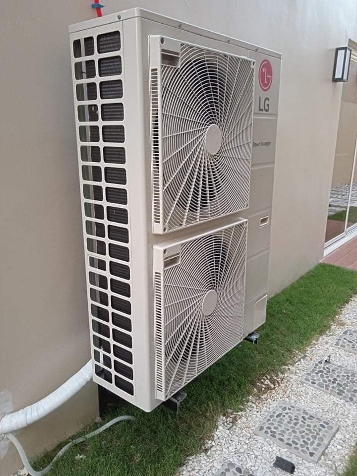 BRAND NEW AIRCON UNITS FOR SALE FREE INSTALLATION FLOOR MOUNTED CEILING ...
