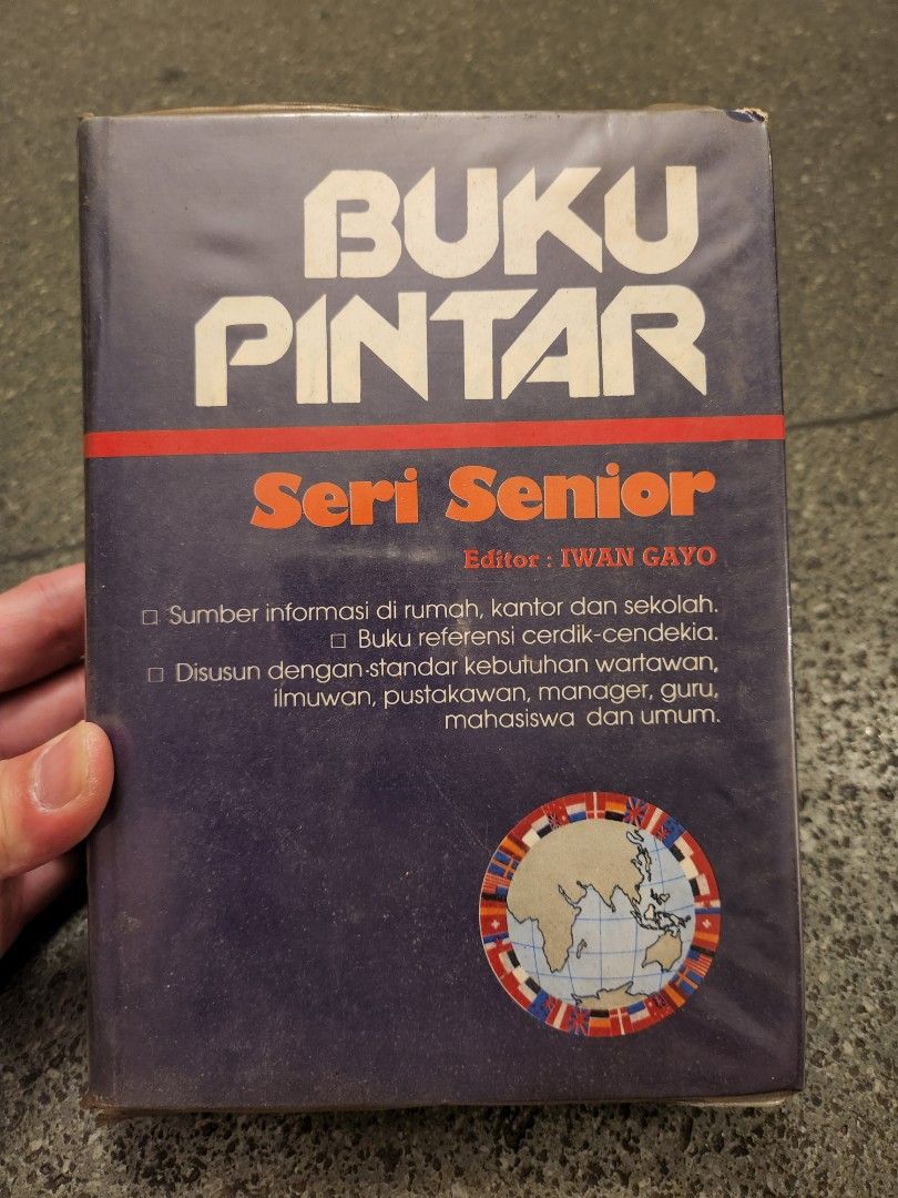 Buku Pintar Seri Senior Editor Iwan Gayo, Buku & Alat Tulis, Buku di Carousell