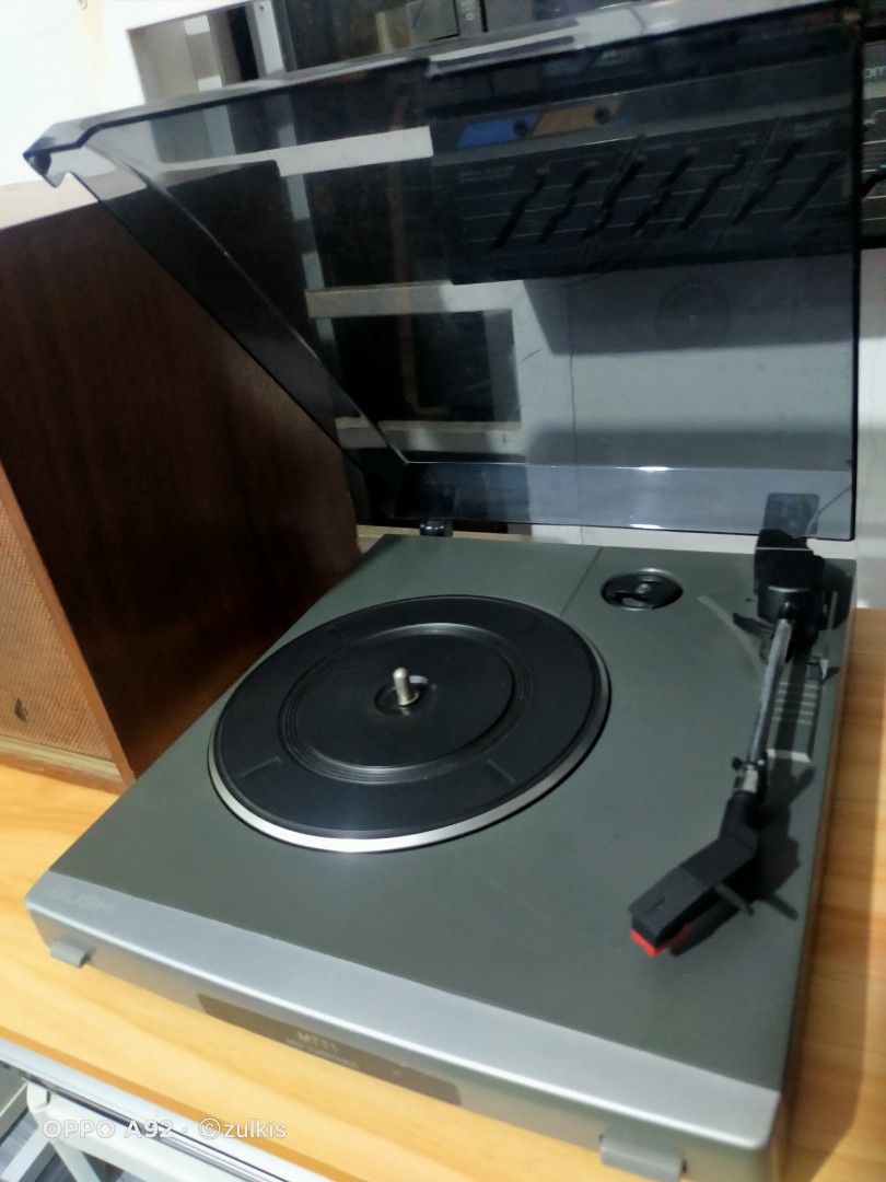 Bush Mini Turntable 1, Audio, Portable Music Players on Carousell