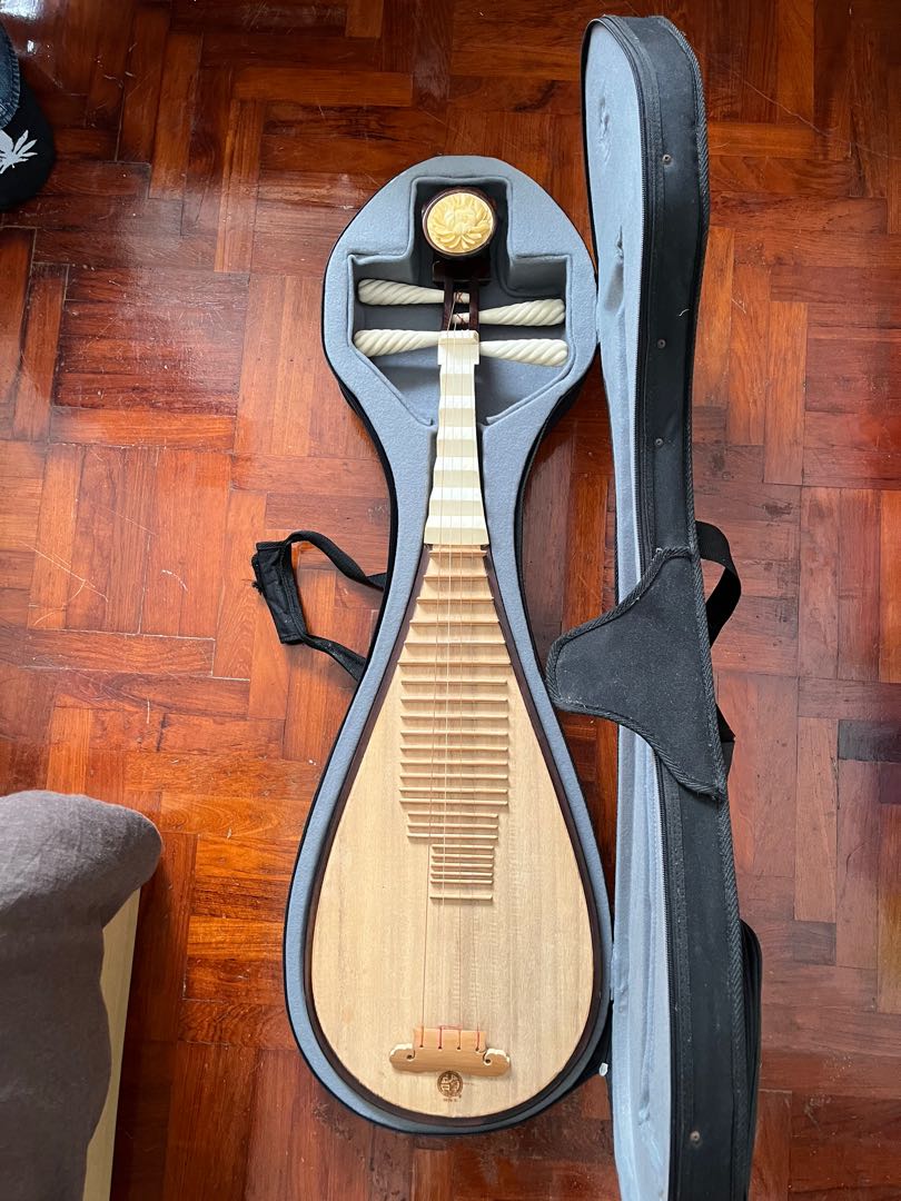 Chinese Pipa, Hobbies & Toys, Music & Media, Musical Instruments on ...
