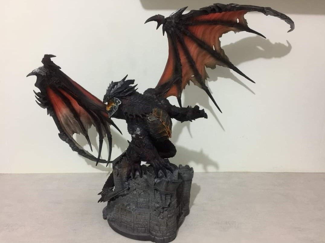 Dragon statue ( studio ), Hobbies & Toys, Toys & Games on Carousell
